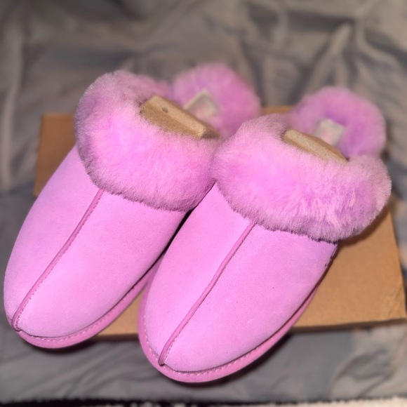 UGG | Shoes | Ugg Womens Soft Lilac Slippers | Poshmark